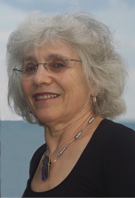 Marian Kaplun Shapiro – String Poet