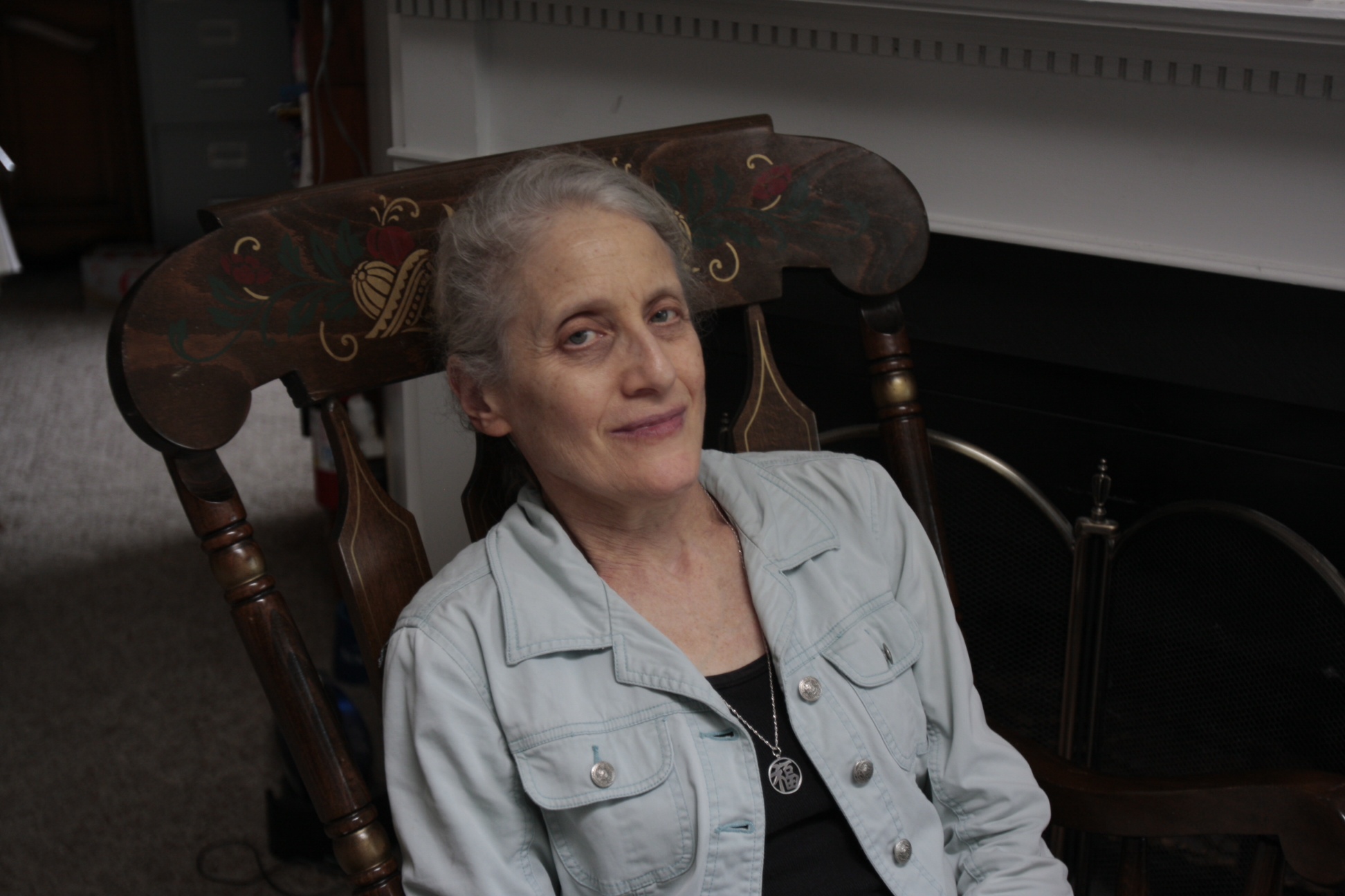 Claudia Gary – String Poet